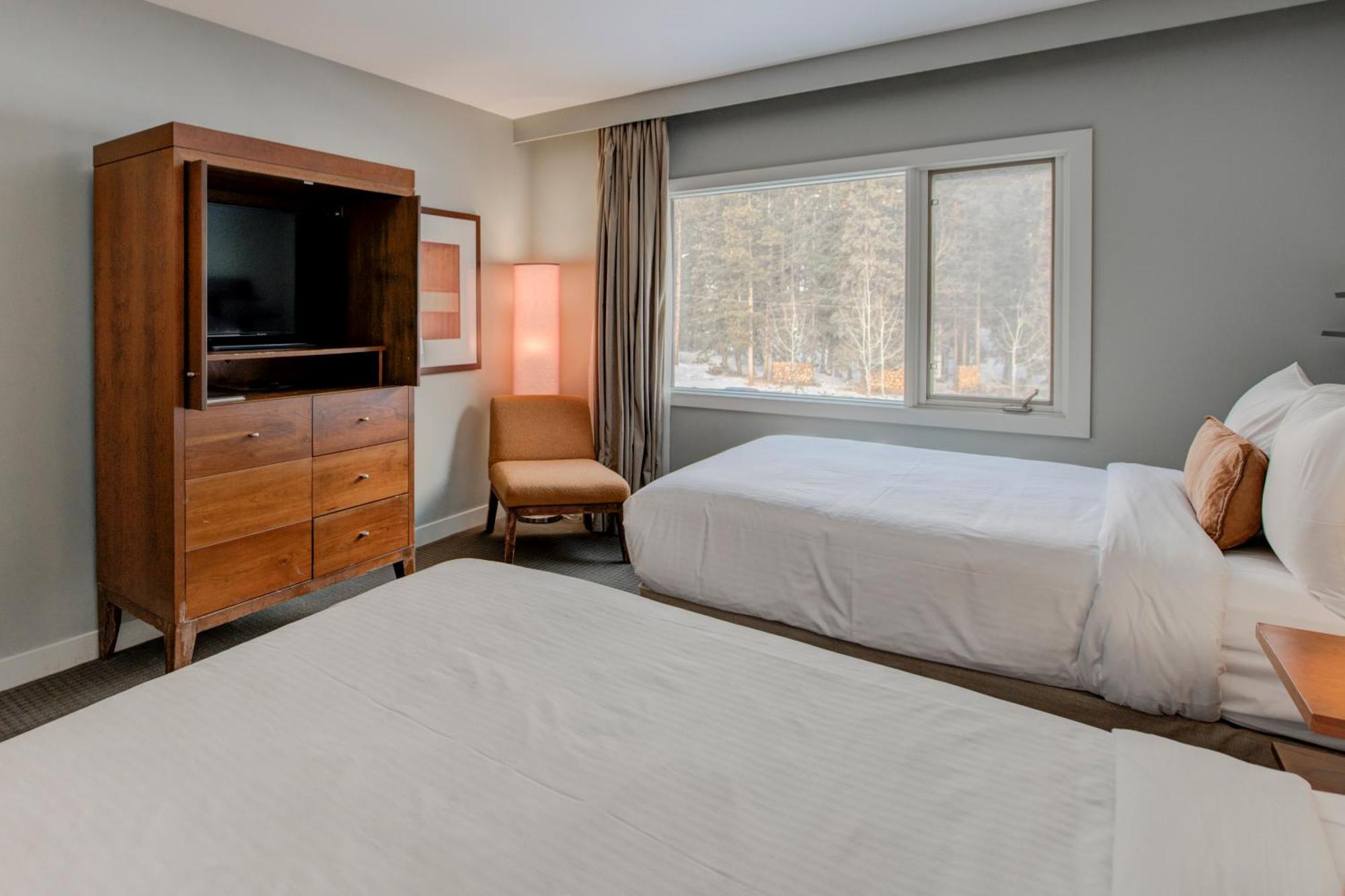 HOTEL JUNIPER HOTEL & BISTRO | ⋆⋆⋆ | BANFF, CANADA | SEASON DEALS FROM $205