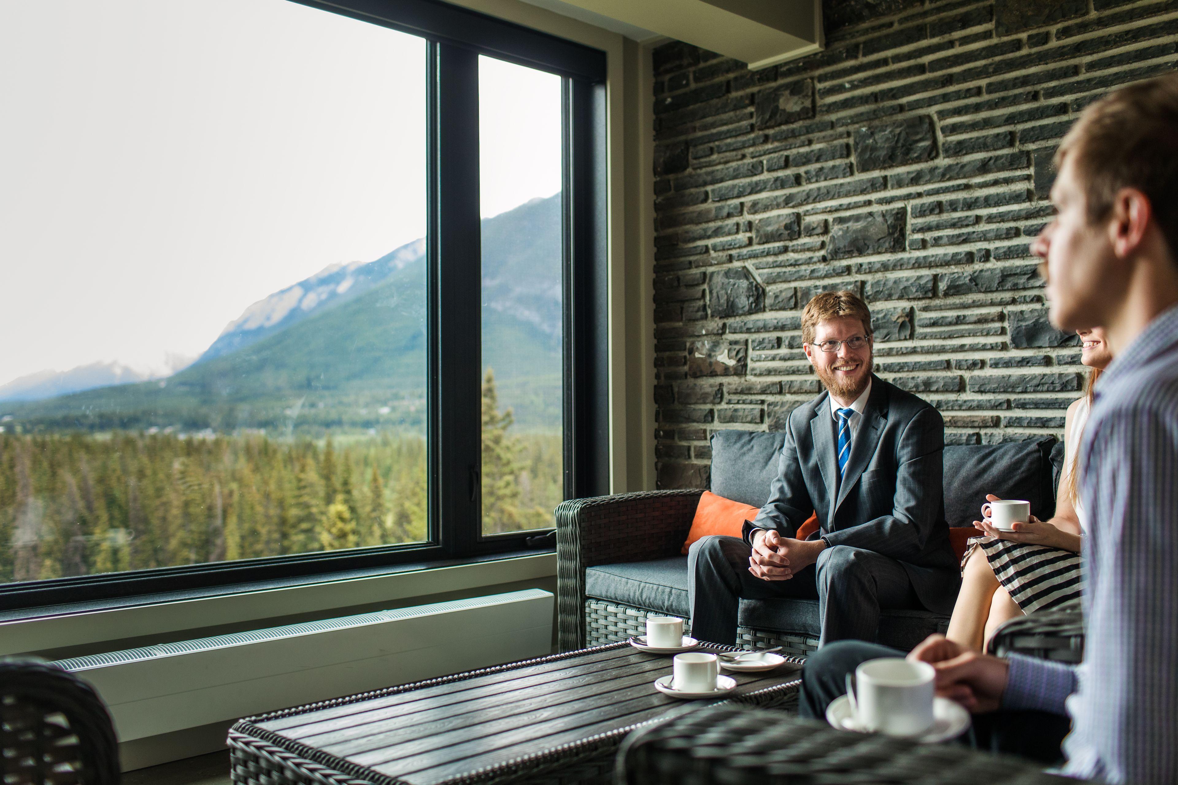 HOTEL JUNIPER HOTEL & BISTRO | ⋆⋆⋆ | BANFF, CANADA | SEASON DEALS FROM $205