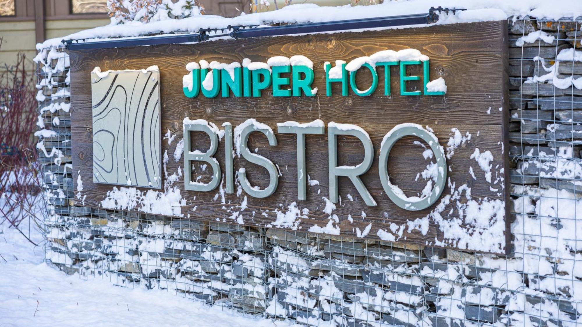 HOTEL JUNIPER HOTEL & BISTRO | ⋆⋆⋆ | BANFF, CANADA | SEASON DEALS FROM $205